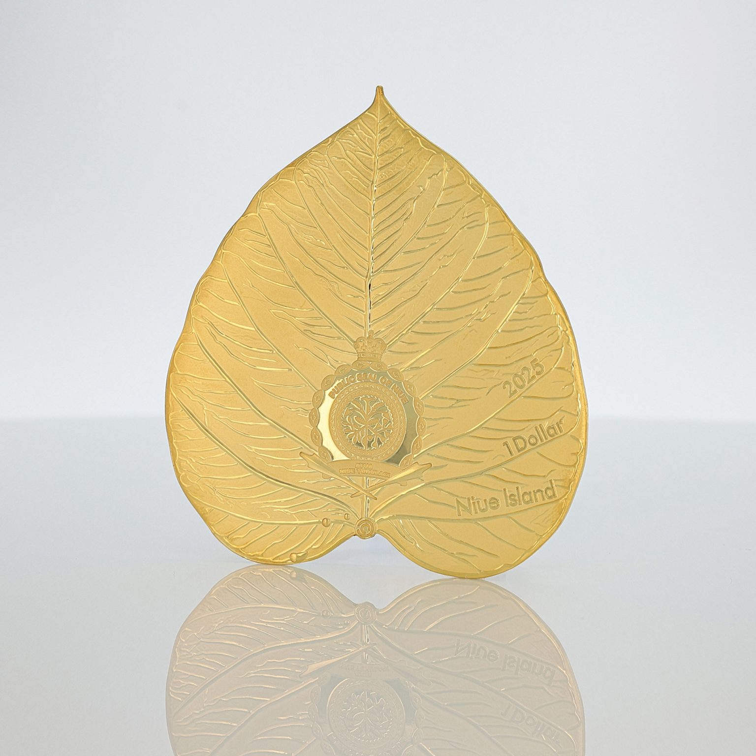 Niue - 2025 - 1 Dollars - Nefertiti (Leaves of the Nile series) 1oz ...